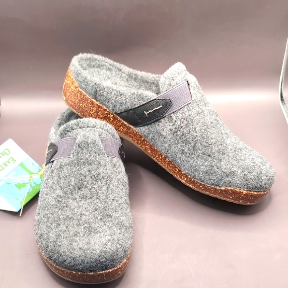 Earth Origins | Shoes | Nib Nwt New In Box Earth Origins Jenna Slipon ...